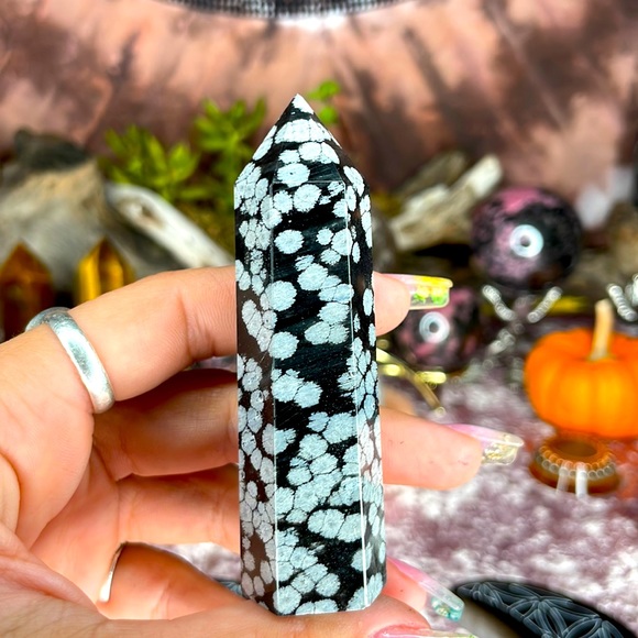 Jewelry | Snow Flake Obsidian Tower | Poshmark